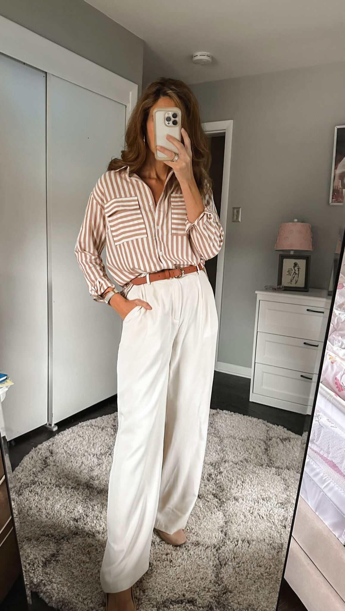 Trending Style: Effortless Old Money Outfits for the Office and More